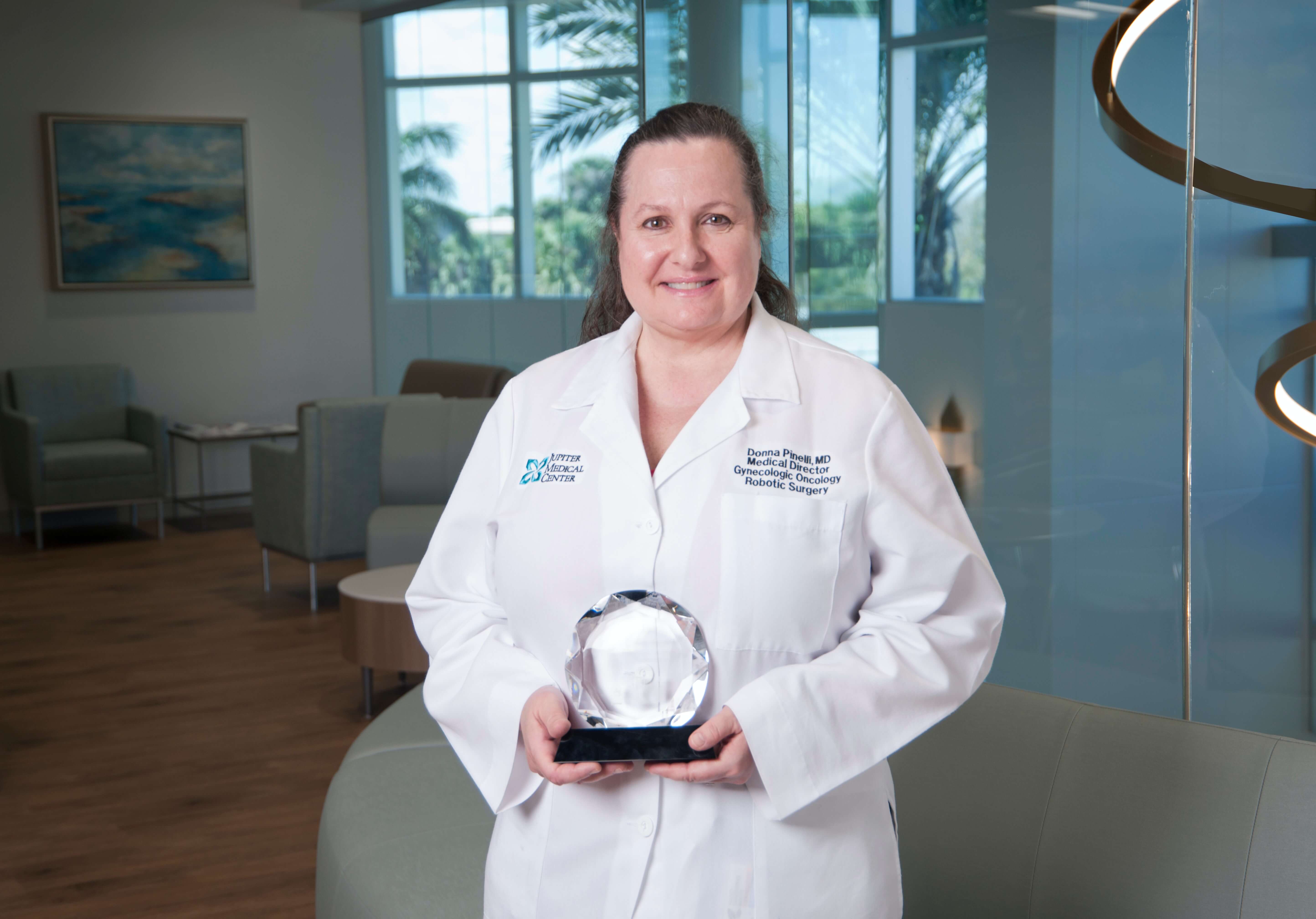 Jupiter Medical Center's Donna M. Pinelli, MD, FACOG, Performs 2000th ...