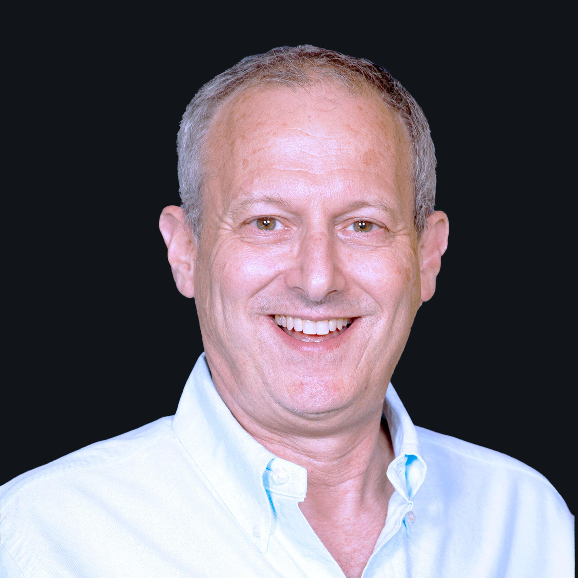 Arthur Smith's Instagram, Twitter & Facebook on IDCrawl
